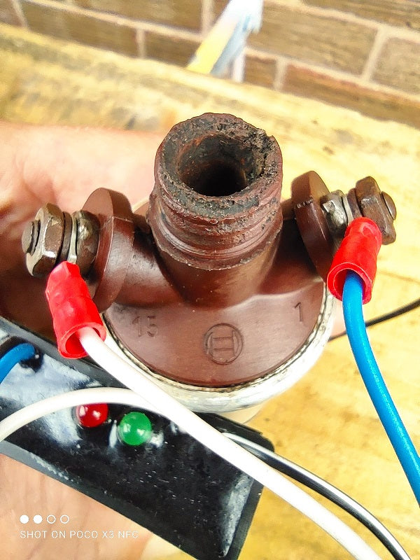 Ignition unit - inductive discharge - retains existing contact breaker ...